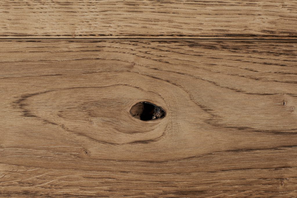 Medium Distressed Aged Solid Oak Flooring - Peak Oak