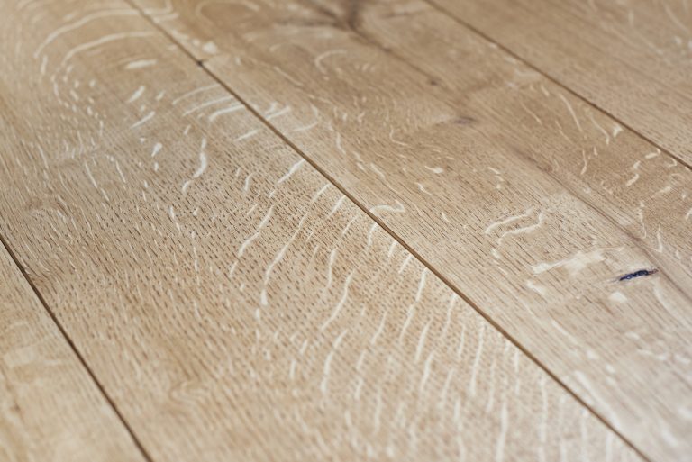 Classic Grade Solid Oak Flooring - Peak Oak