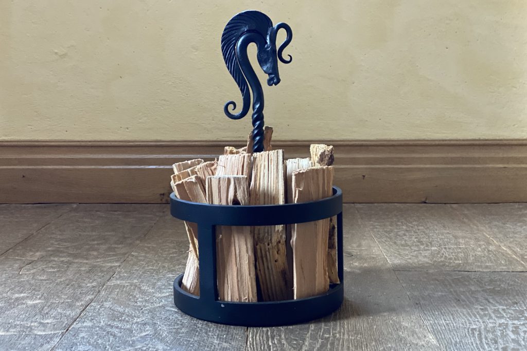 Horse Head Kindling Stand - Peak Oak