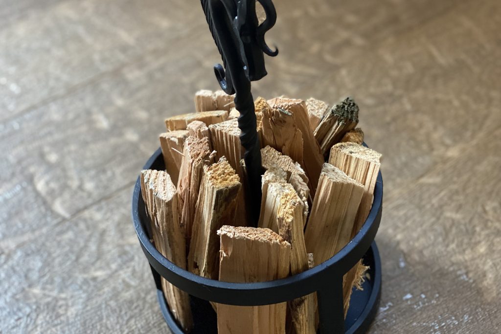 Horse Head Kindling Stand - Peak Oak