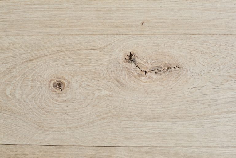 Character Grade Engineered Oak Flooring - Peak Oak