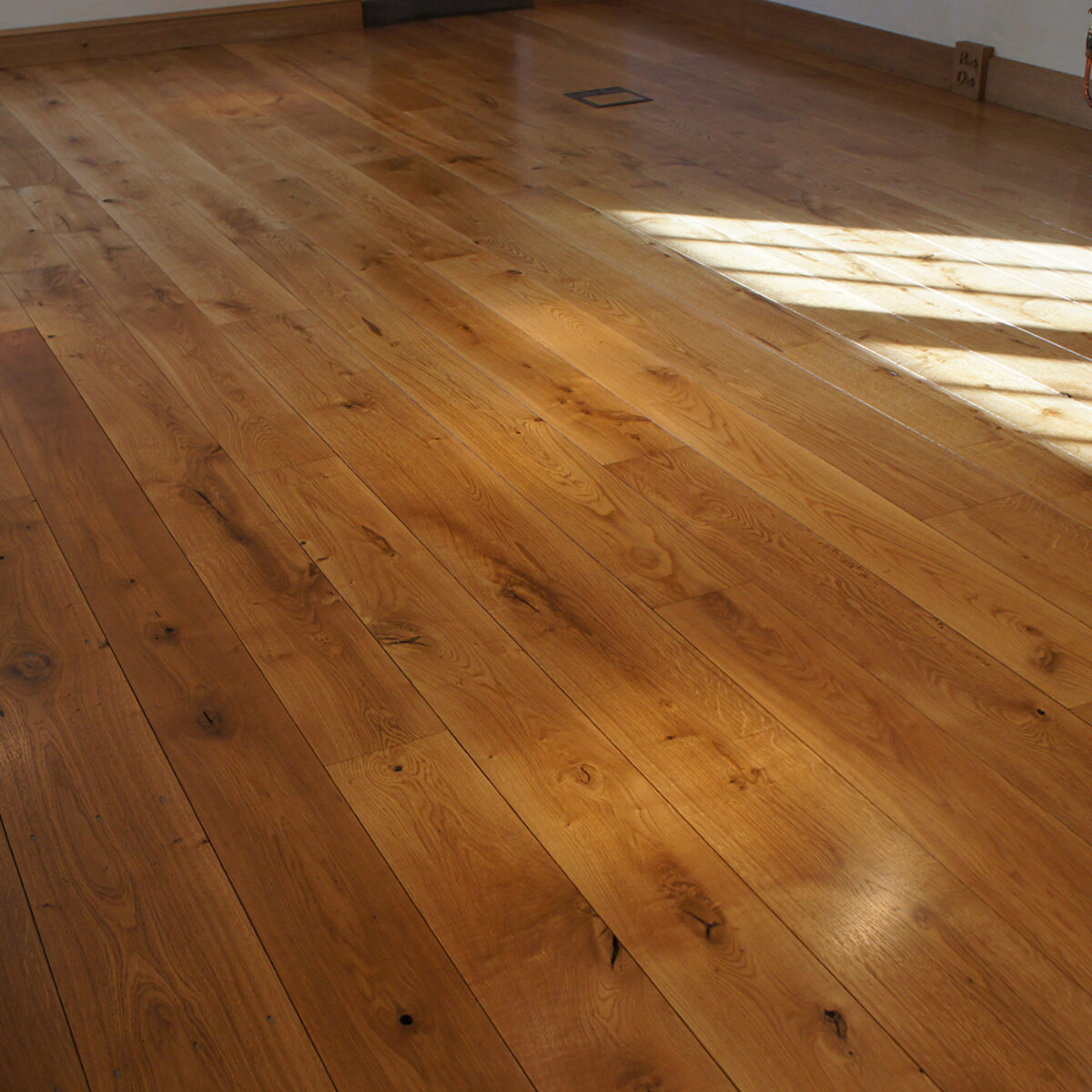 Peak Oak: The Guide To Buying Quality Oak Floorboards